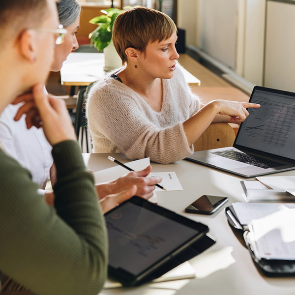 Top-Rated Finance Marketing Agency